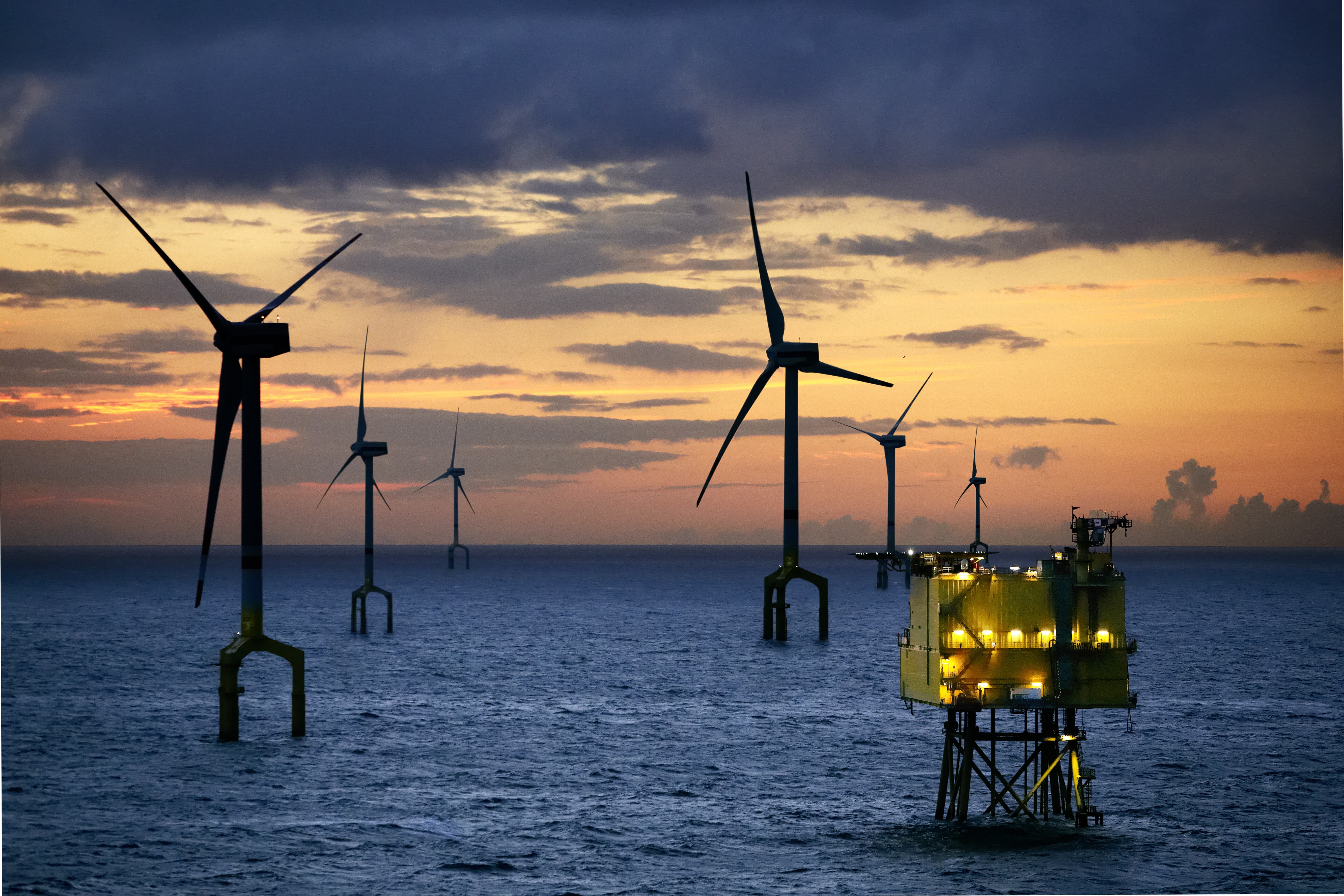 Hitachi Energy passes 150 GW in HVDC links integrated into the power ...